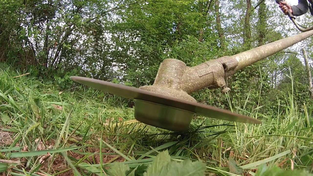 débrousaillage[partie1] - YouTube