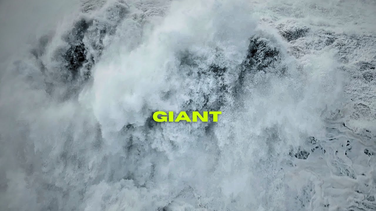 EPIC GIANT NAZARÉ WITH REAL SOUND | five bombs, one ridden | Sebastian ...