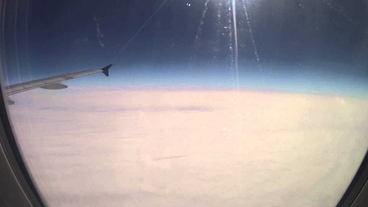 Flight above the clouds, a GoPro time lapse from an airplane window Go ...