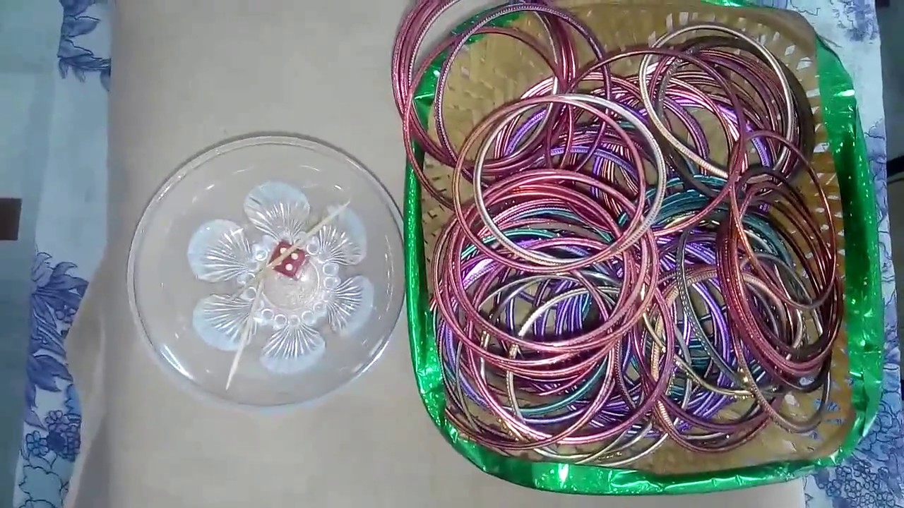 BANGLES WITH DICE FUN GAME 2018 - YouTube