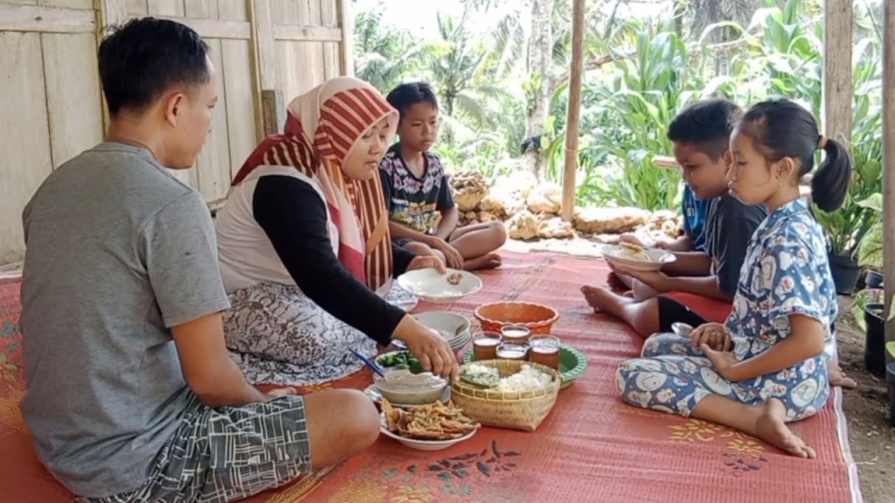 masakan desa, sarapan menu sederhana sayur pokak dan teri (cipokak ...