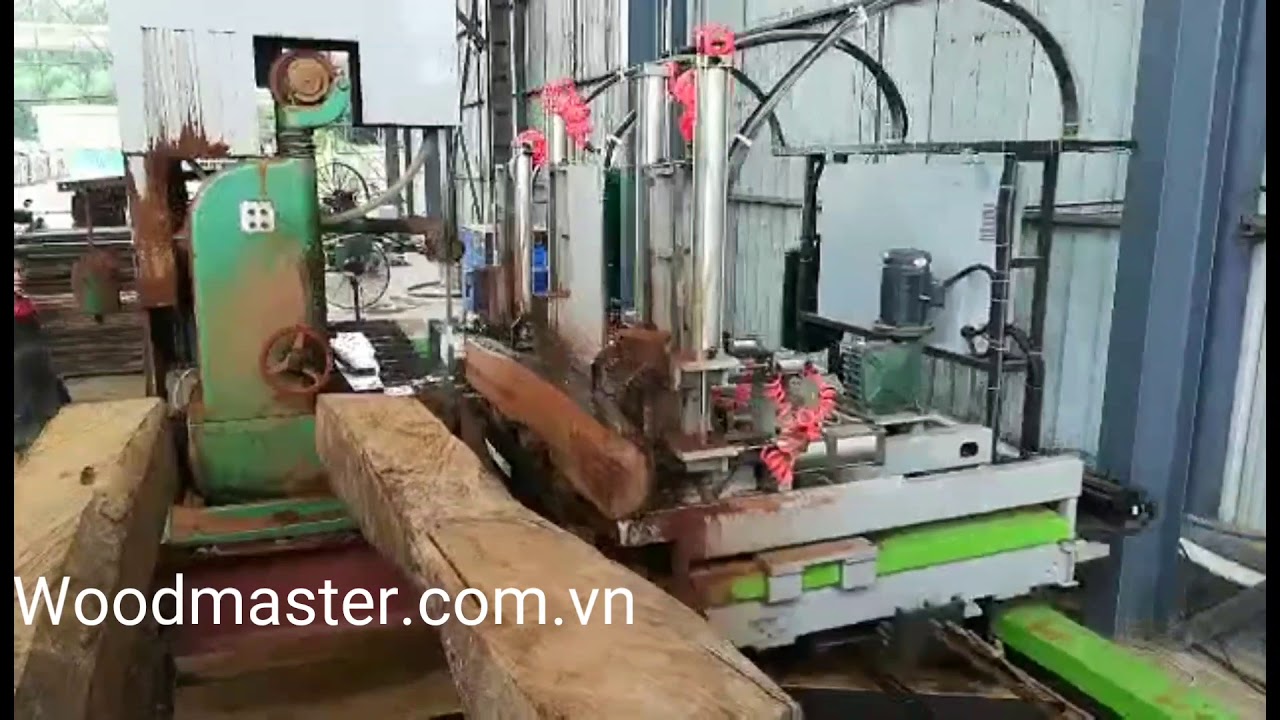 [ Woodmaster ] Automatic wooden round log cnc sawing machine - YouTube