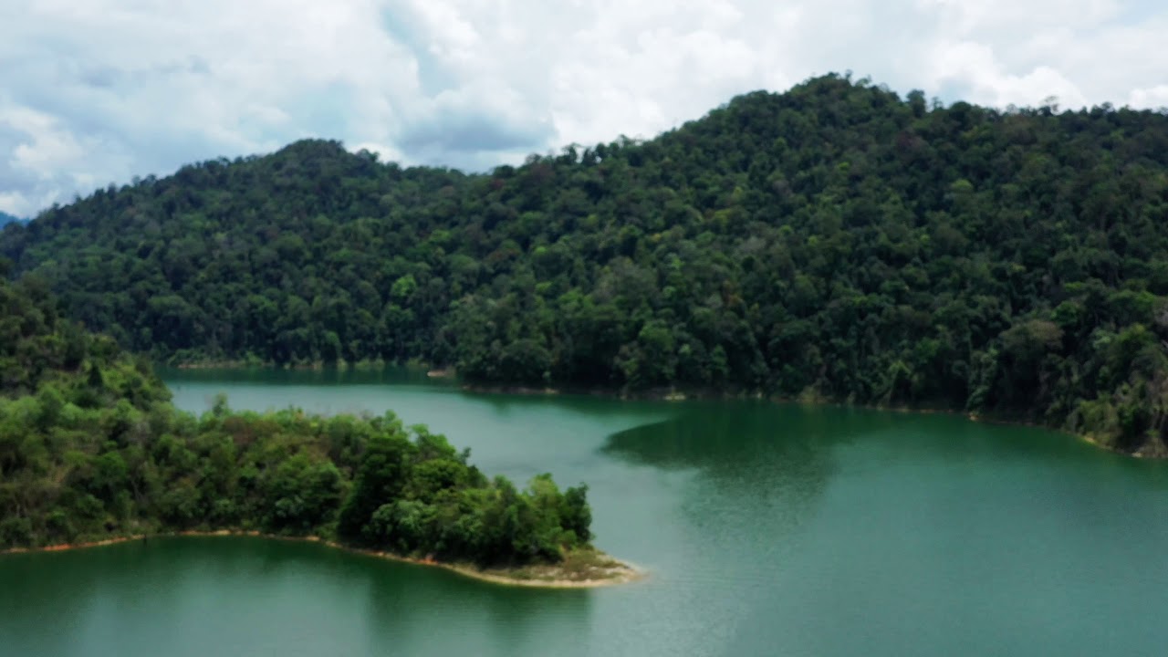 Menarik Tasik Banding Perak Four(4) Times The Size of Singapore ...