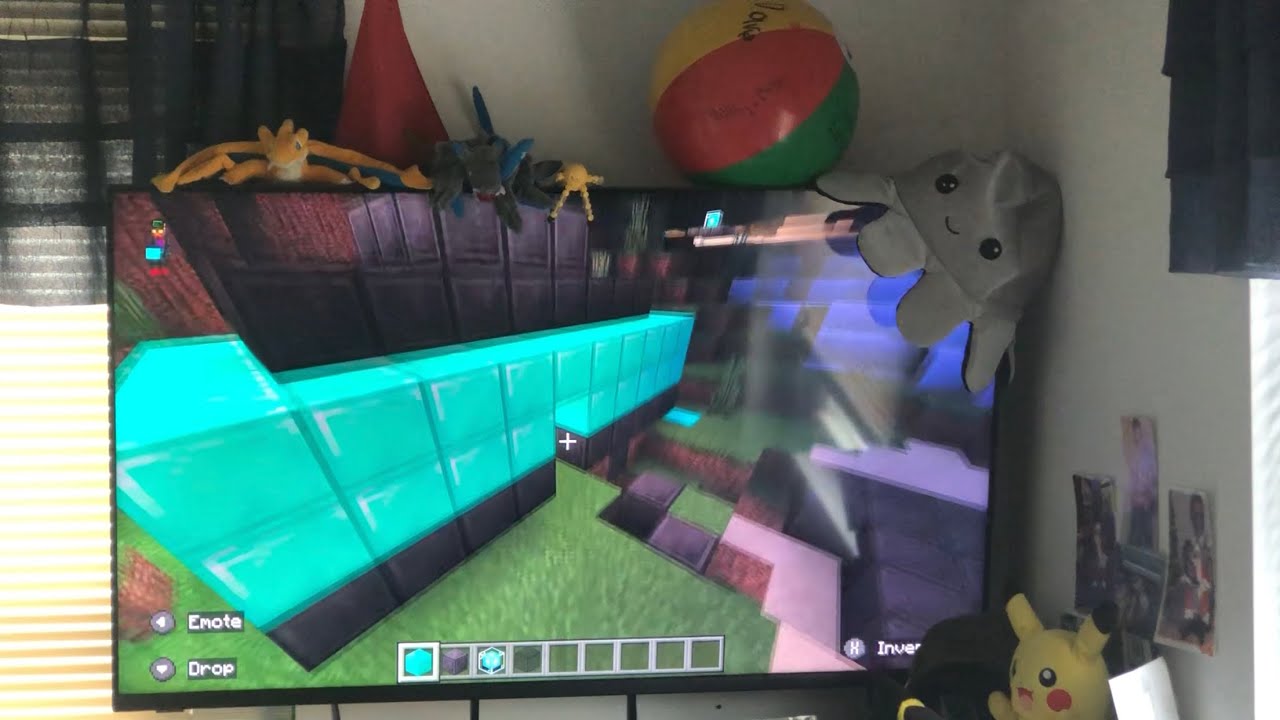 Creating diamond netherite block house in creative mode Minecraft - YouTube