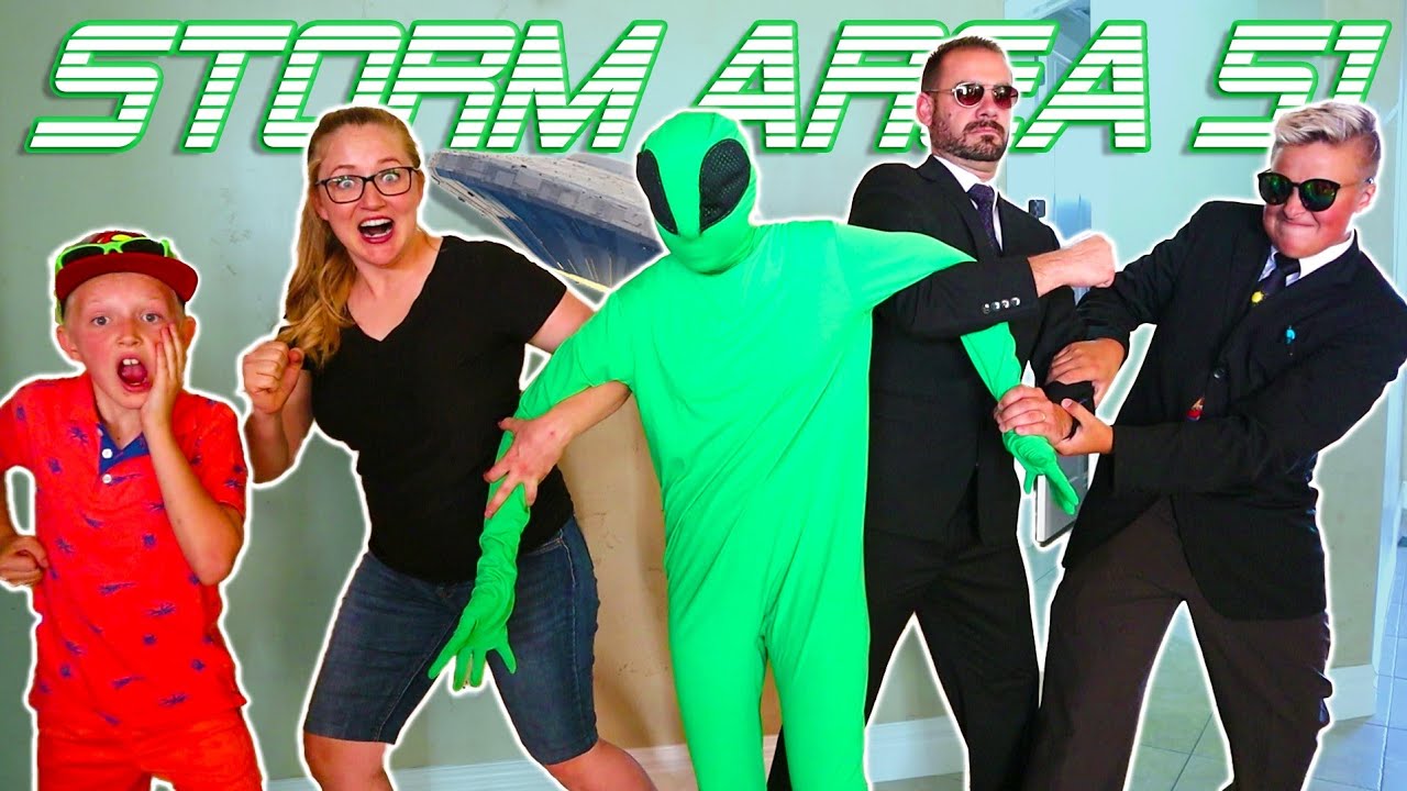 Storming Area 51 Raid Game With Tannerites and Carl And Jinger Family ...