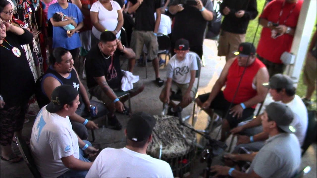 Black Bear Singers Intertribal 1 Prairie Band Potawatomi Powwow 2015 ...