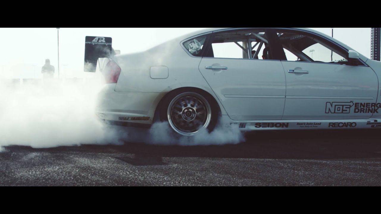 Best Burnouts of 2015 at Street Driven Tour - YouTube