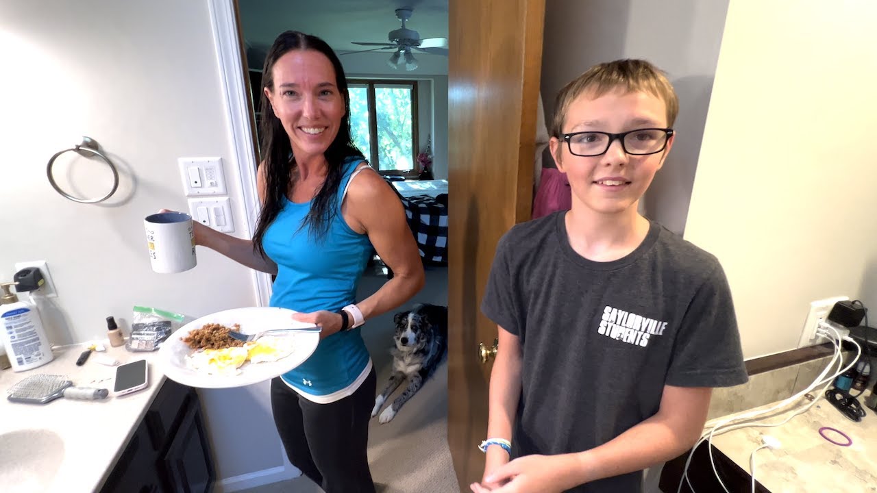 Carson Made Us Breakfast for Our Anniversary! - YouTube
