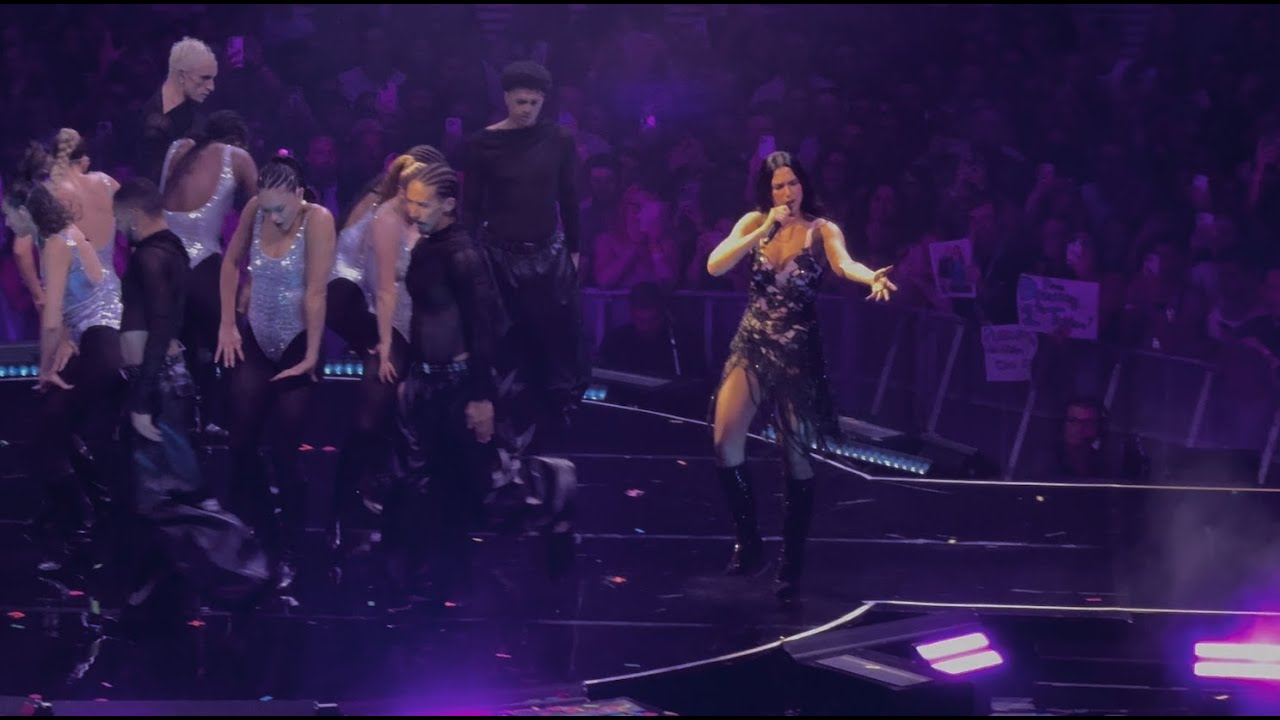 Dua Lipa - Electricity - Melbourne, Sat 22 Mar 2025 - YouTube