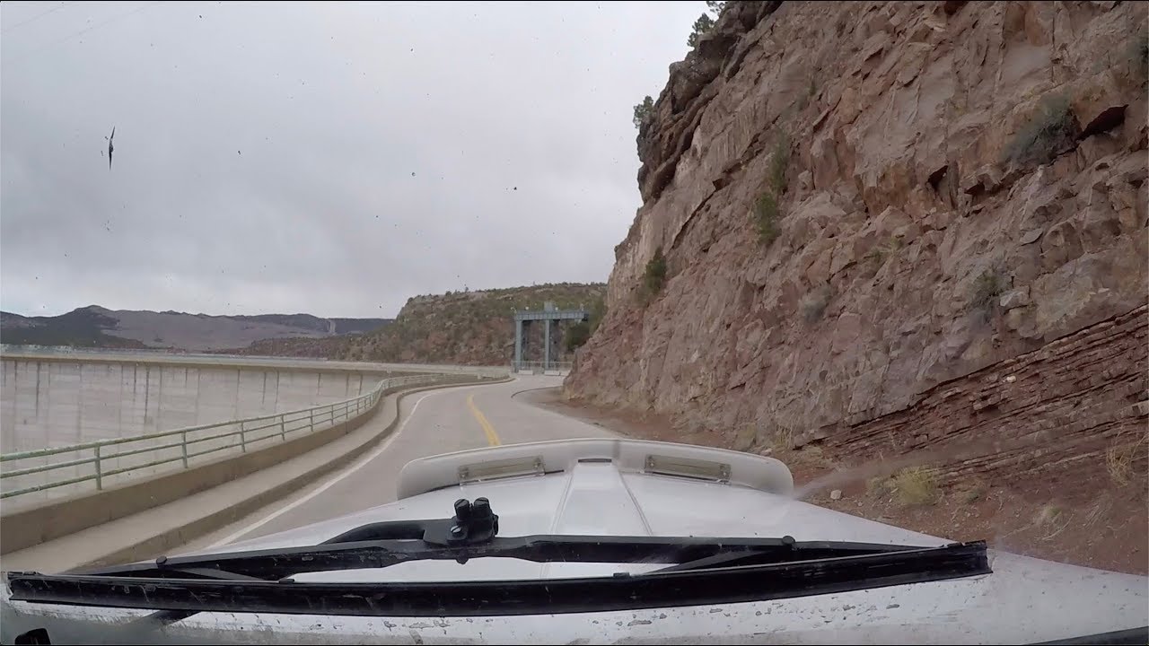 HAULING FRAC SAND OVER A MOUNTAIN - YouTube