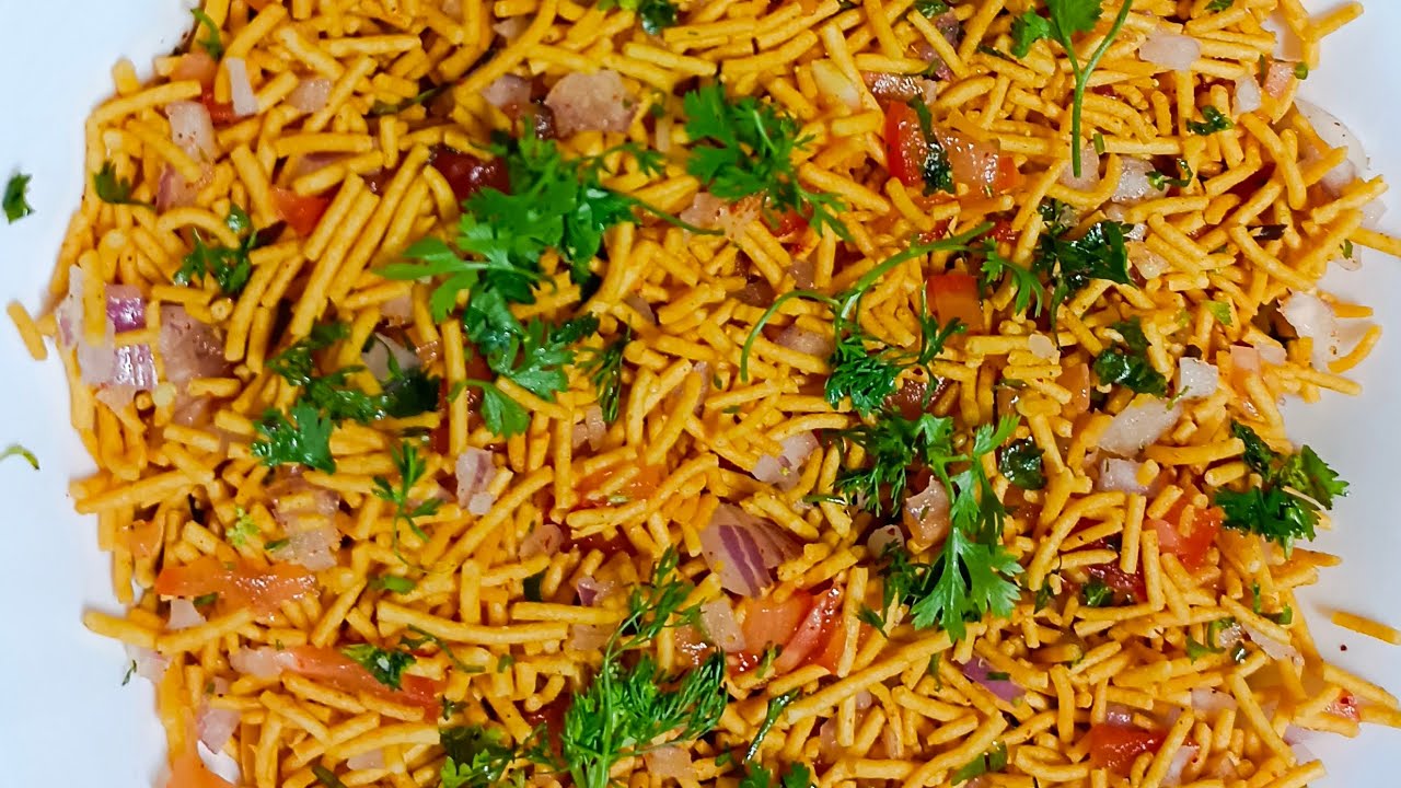 आलू भुजिया भेल /Aloo bhujiya bhel / #shorts - YouTube