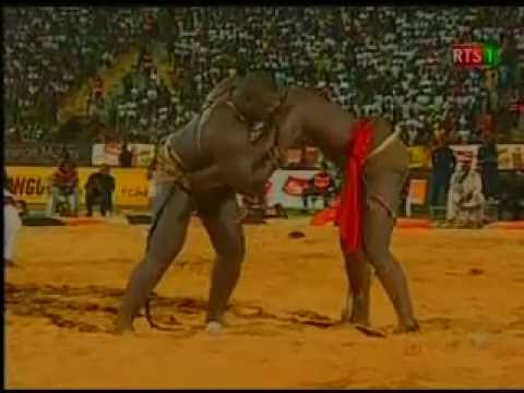 Tapha Tine boxe Bombardier