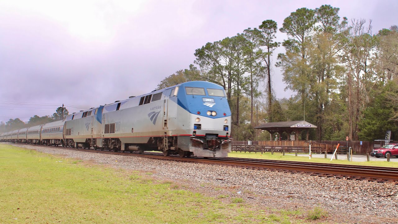 General Electric Diesel Locomotives Hard At Work! Freight And Passenger ...