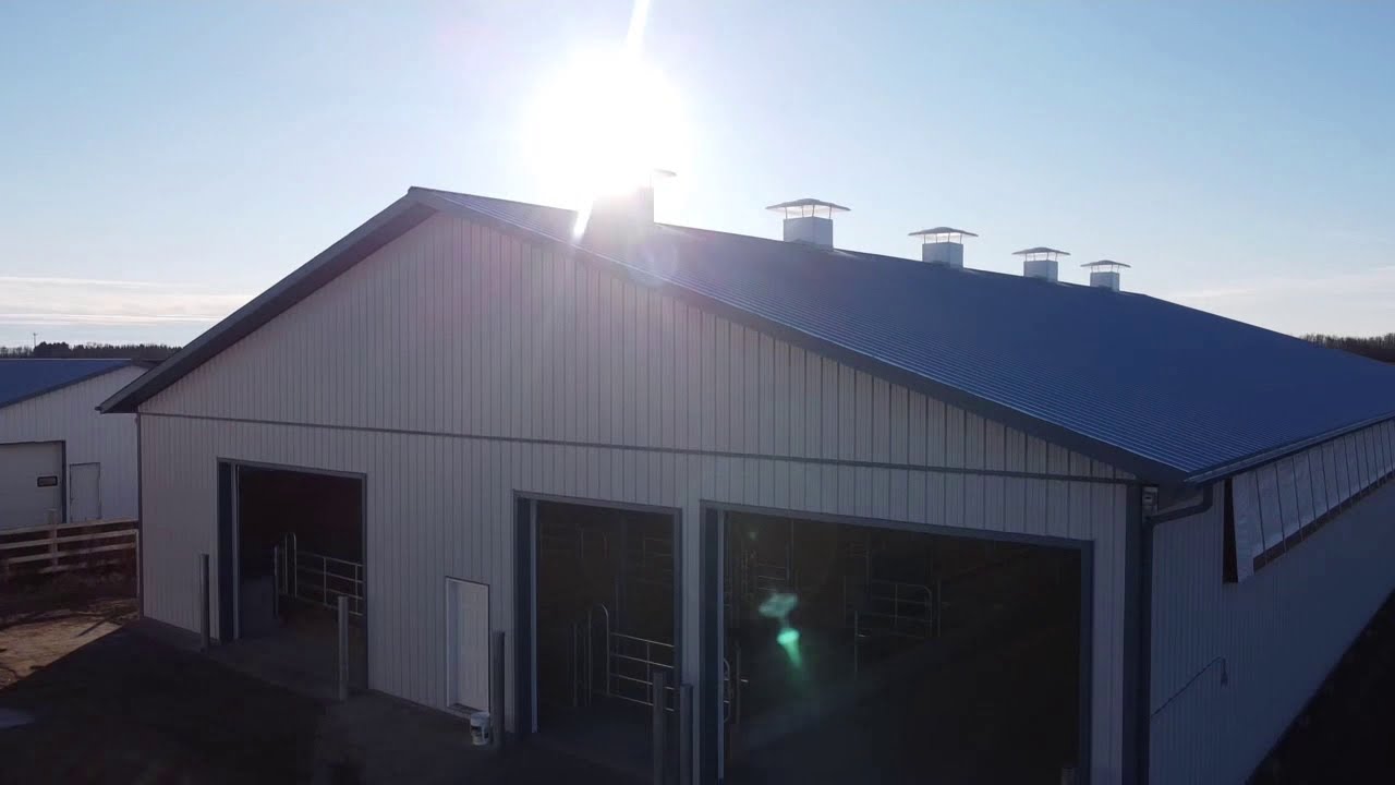 NEW Dry Cow Barn - Clover Prairie Farms - YouTube