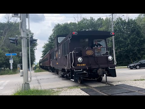 Waterloo Central Rail 1012 Arriving to St. Jacobs Farmers Market ...
