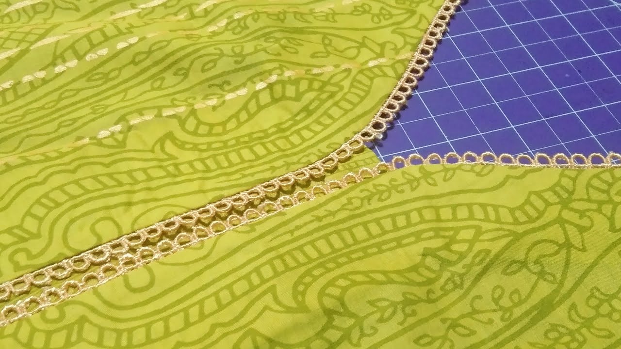 🪡🧵v-shape neckline main gum silai main lace stitch Kesy krain . #sewing ...