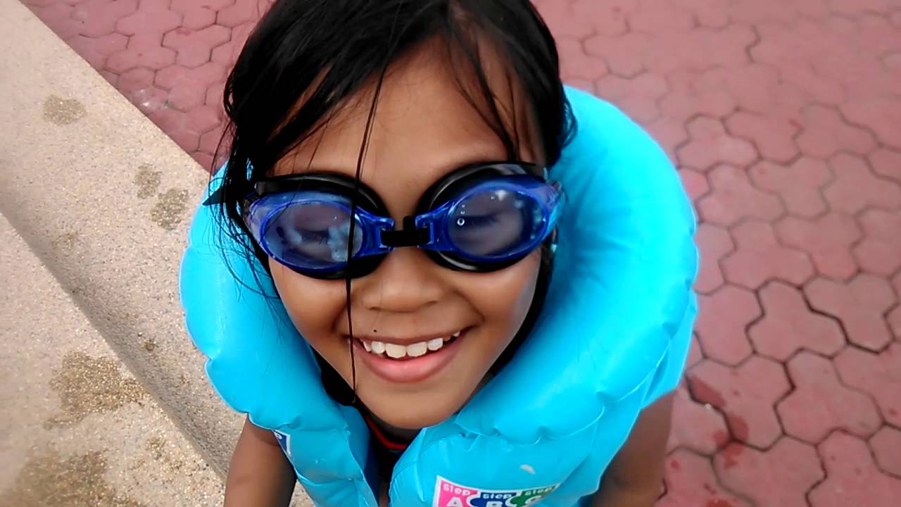 (rainforest) Rave Pasig swimming pool - YouTube