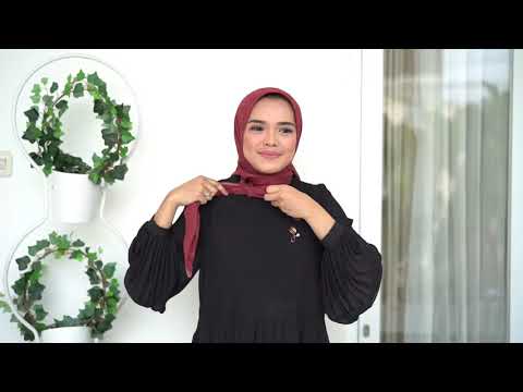 BUTTONSCARVES. Square Hijab Tutorial For ELegant Look
