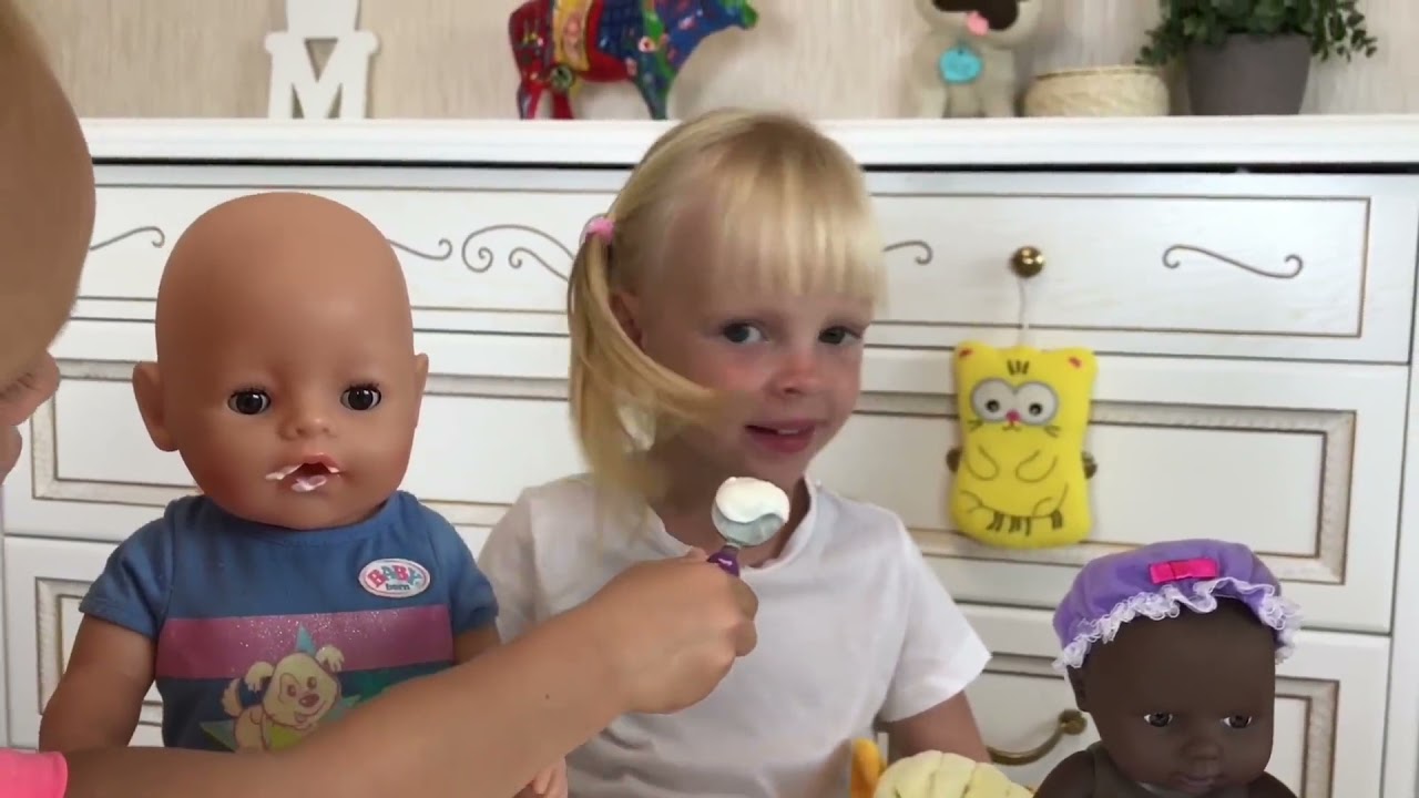 Stacy and story for kids about toys - YouTube