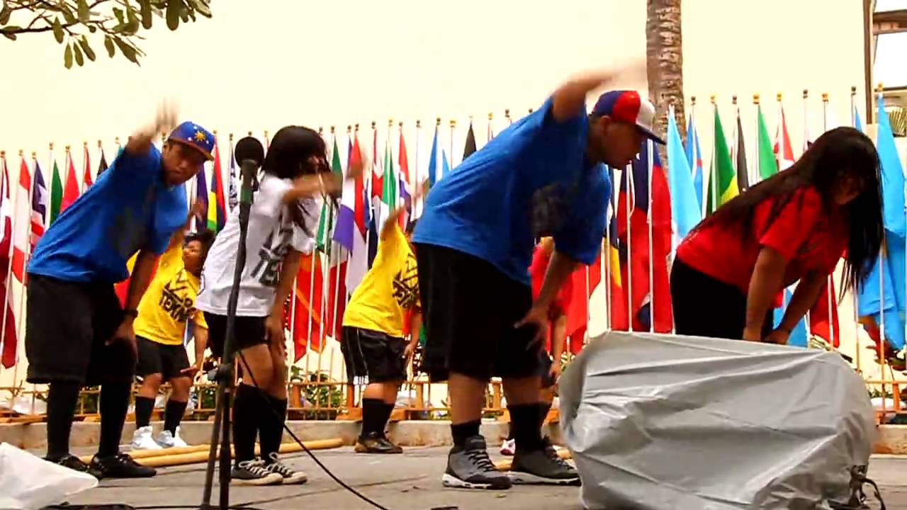 Philippine bamboo dance(Tinikling) with a twist - YouTube