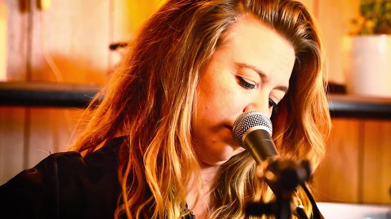 Brooke Taylor - Let Go - YouTube