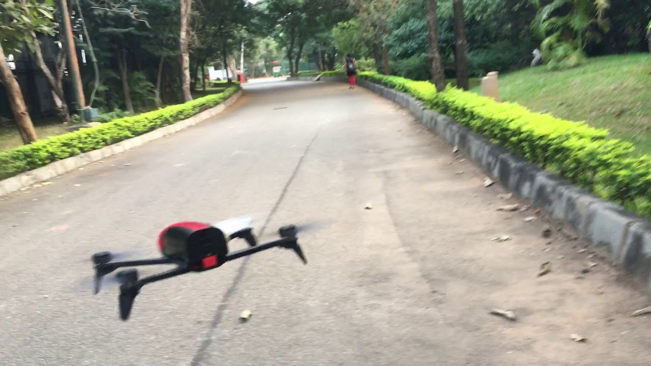 Collision Avoidance in UAVs based on Optical Flow - YouTube