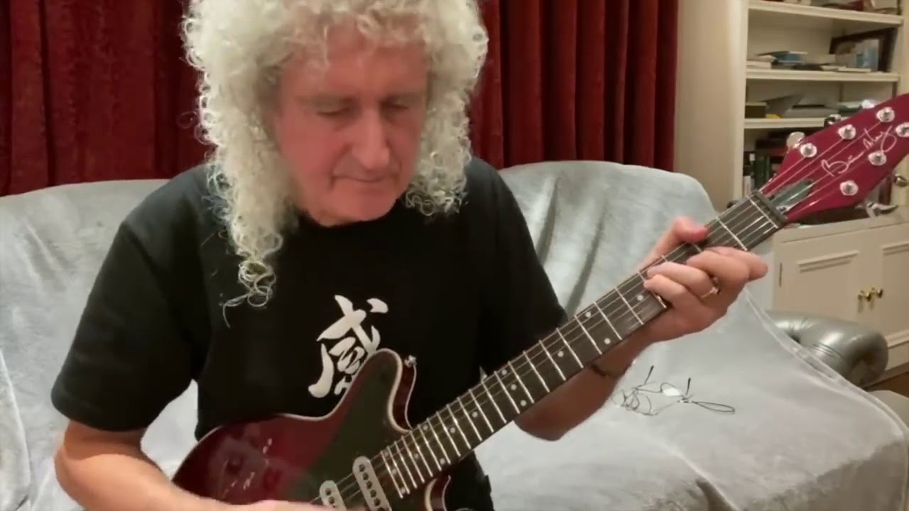 Myself singing with Brian May - YouTube