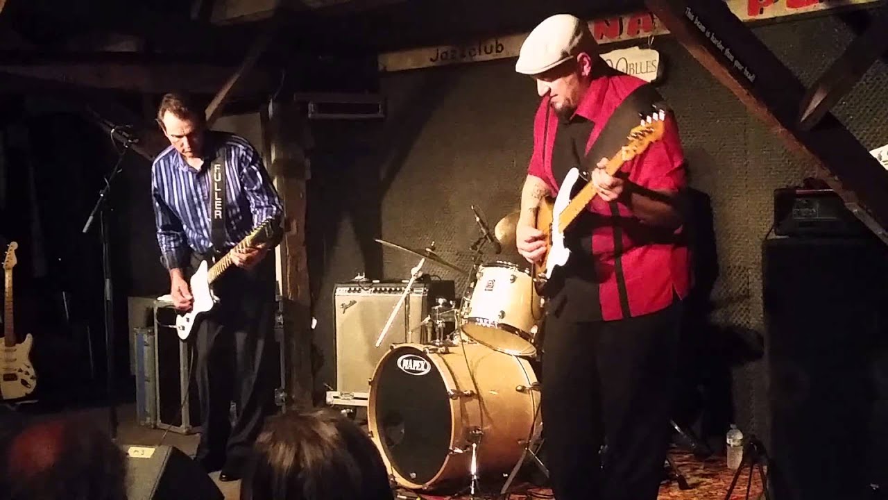 Ray Fuller "Walkin Blues" Belgium 2014! - YouTube