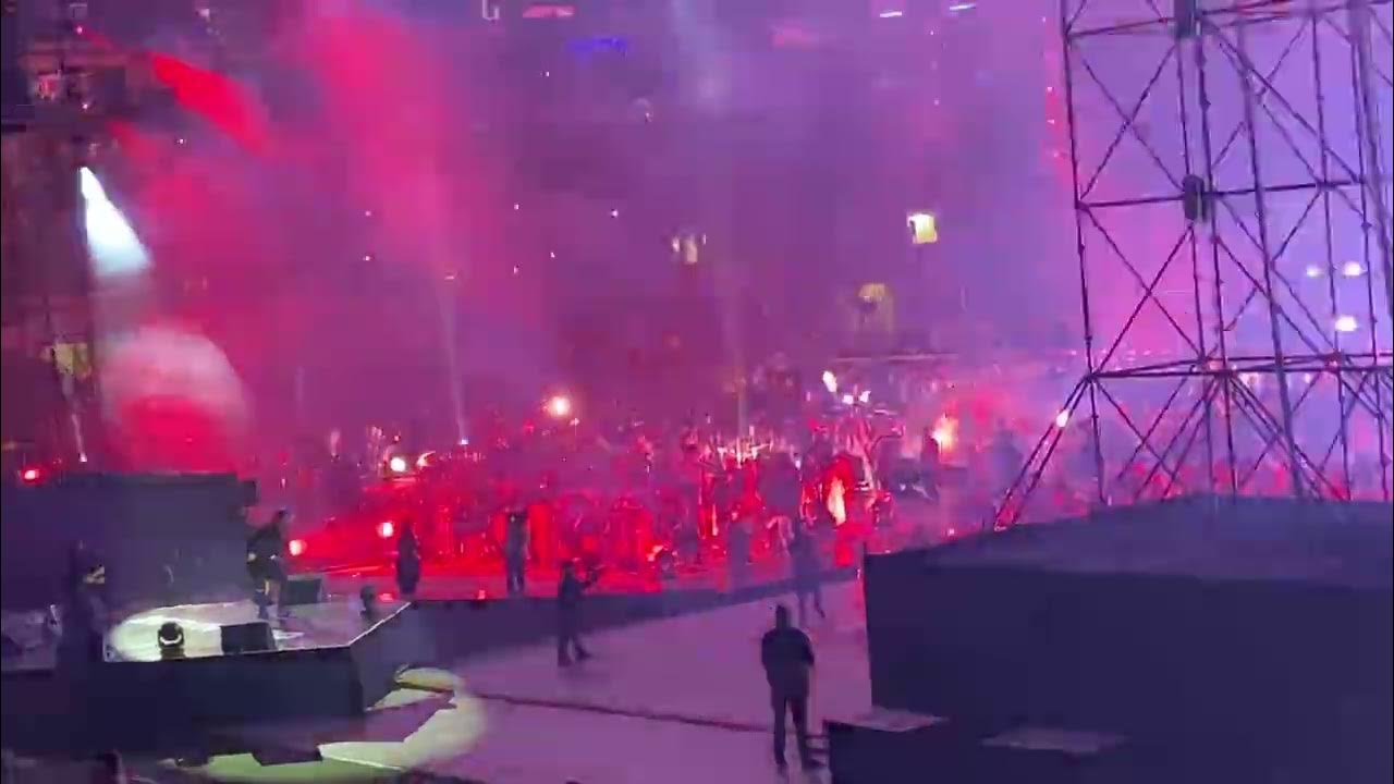 Metallica Enter Sandman Rockin 1000 Youtube
