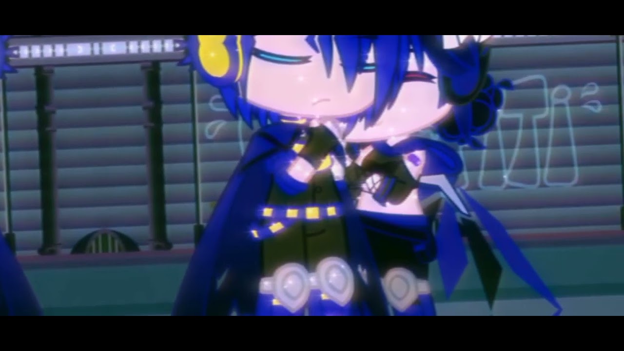 UltraMagnus and Stormtracker during the war Transformers/Gacha Club ...