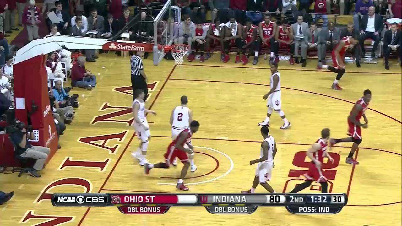 JaQuan Lyle Drives and Dunks vs. Indiana - YouTube