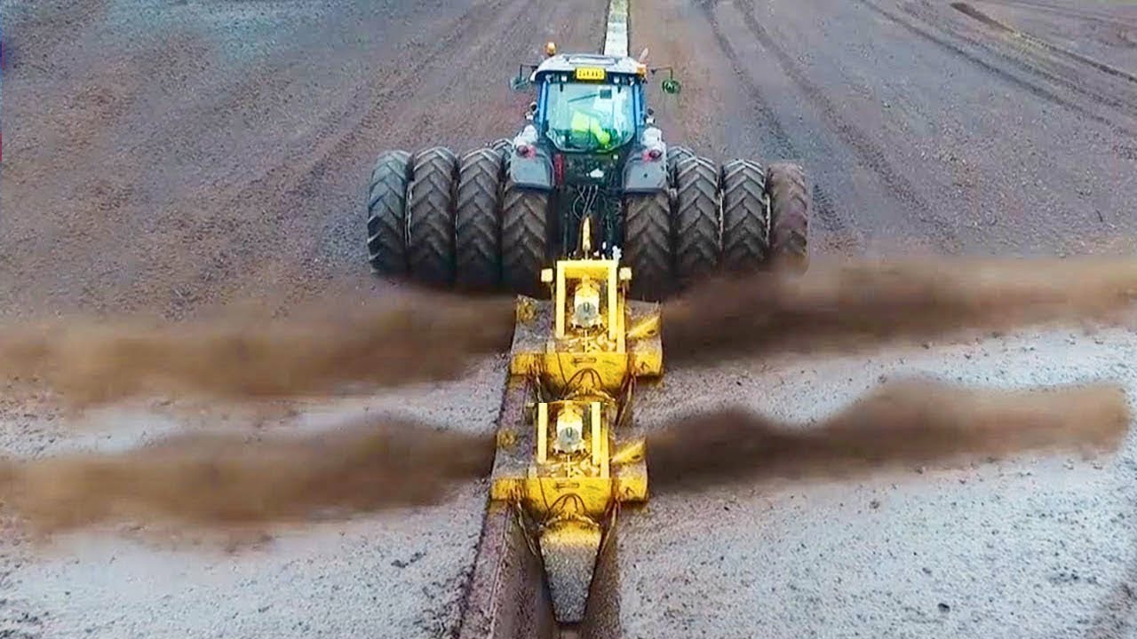 Cool tractors, excavators, bulldozers, asphalt pavers. - YouTube