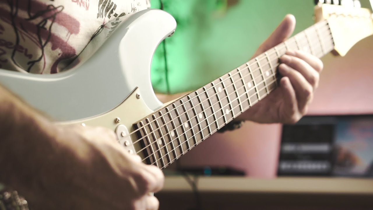 20 Greatest Glam Rock Riffs with Amplitube 5 - YouTube