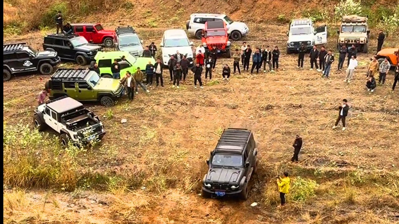 Jeep Wrangler vs Tank 300 v Ford Bronco: Adrenaline Off-road ...