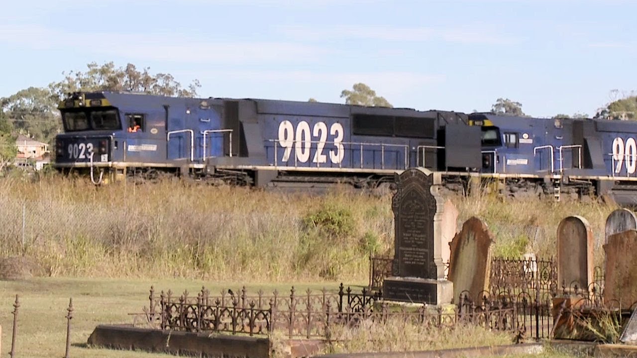 Pacific National Coal Trains with 90 Class Locomotives - PoathTV ...