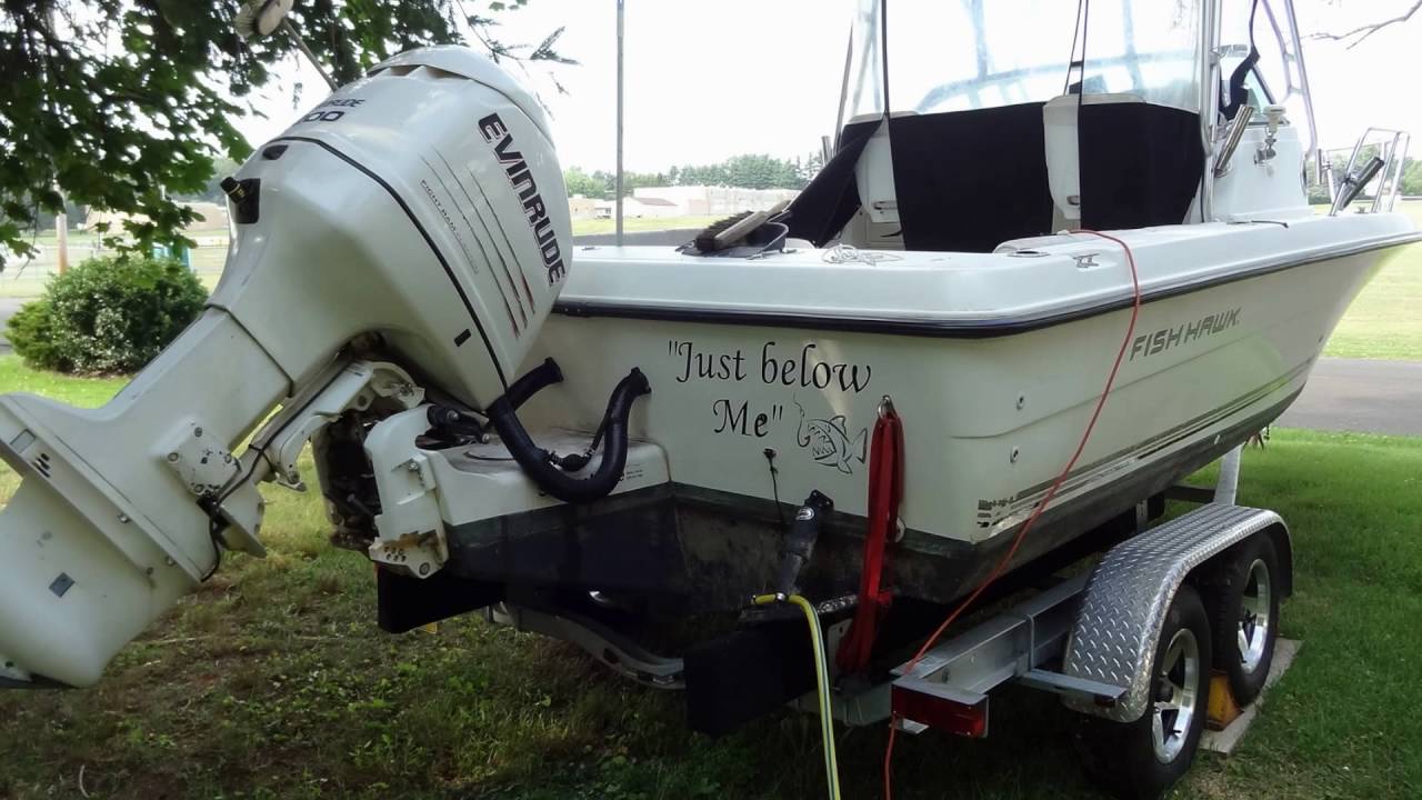 For Sale Selling this boat for a friend 2003 fish hawk needs to go ASAP ...
