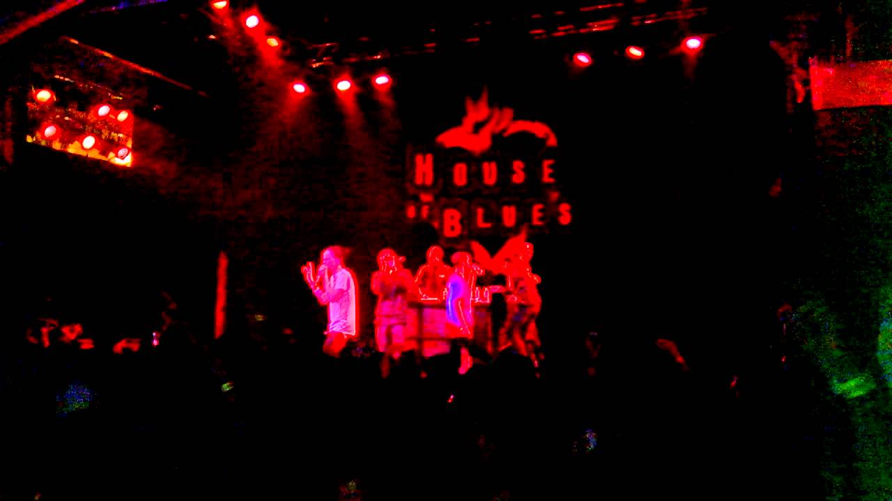 DYLAN ROSS - HEDGE MAZE (LIVE) - YouTube