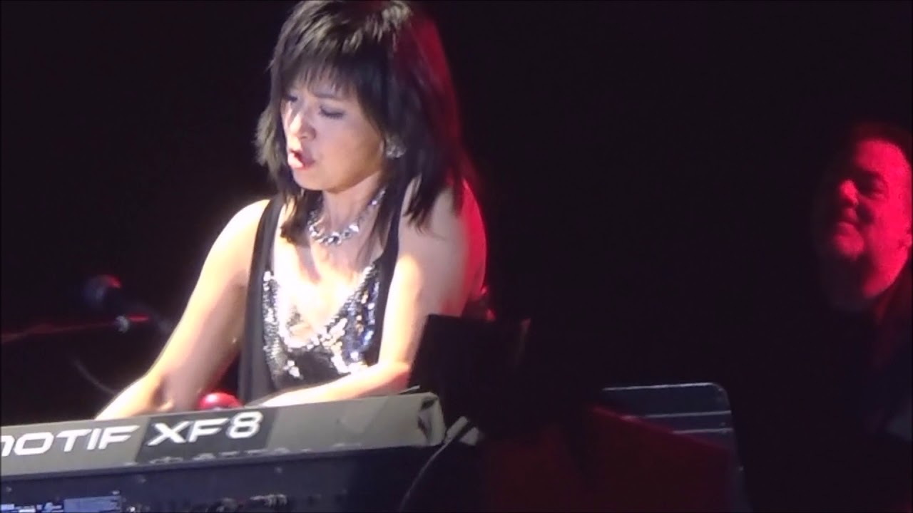 Keiko Matsui Moving On Husky shows - YouTube