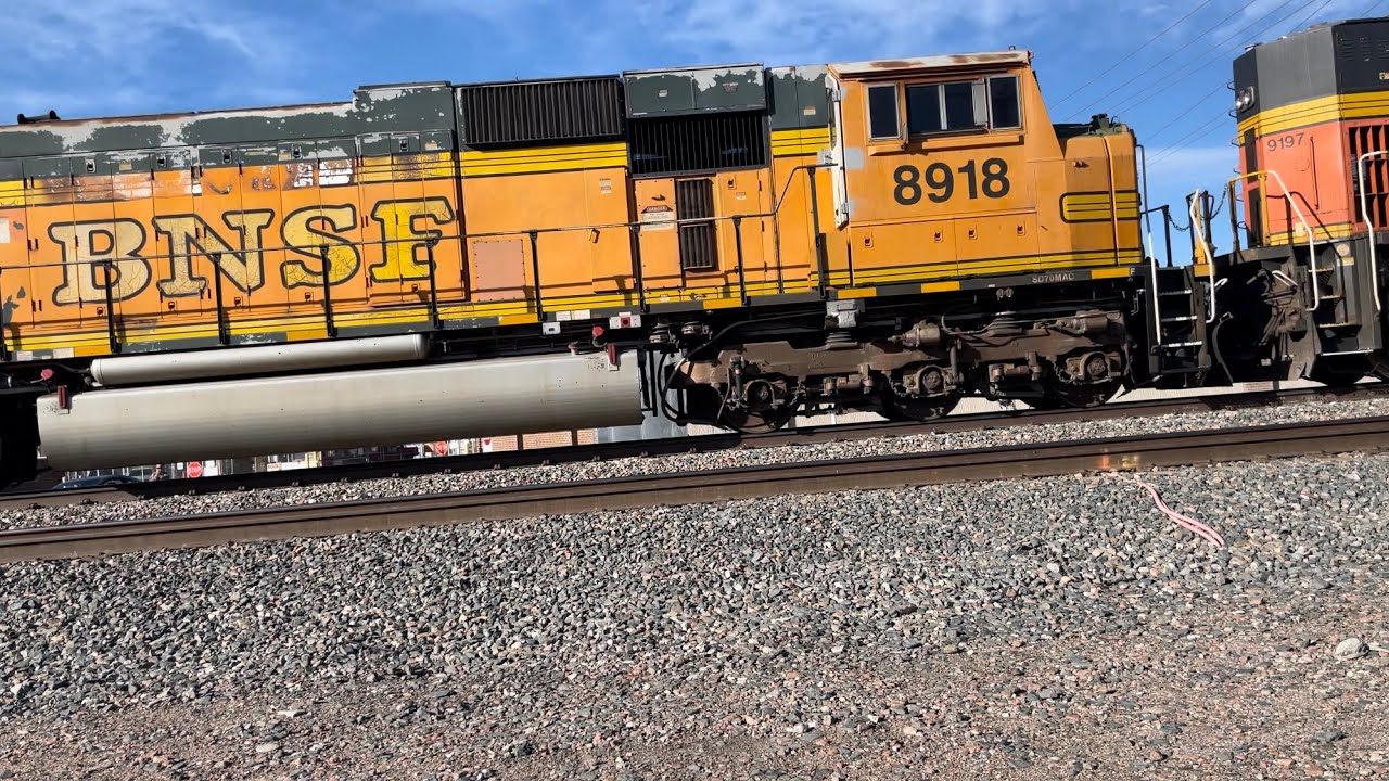 BNSF train 183 11/04/2023 BNSF with 2 EMD in lead 9197 at las animas Coal TGNX, 2 GE DPu big ...