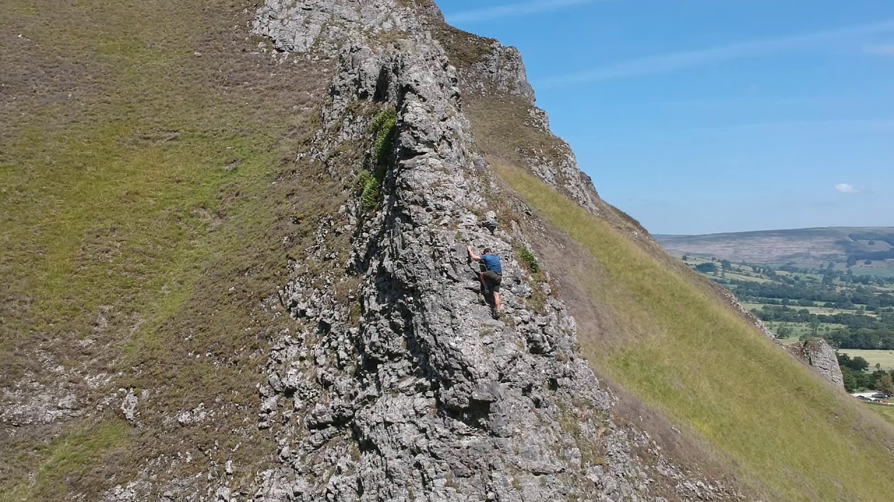 Elbow Ridge - Grade 3 Scramble in the Peak District - YouTube