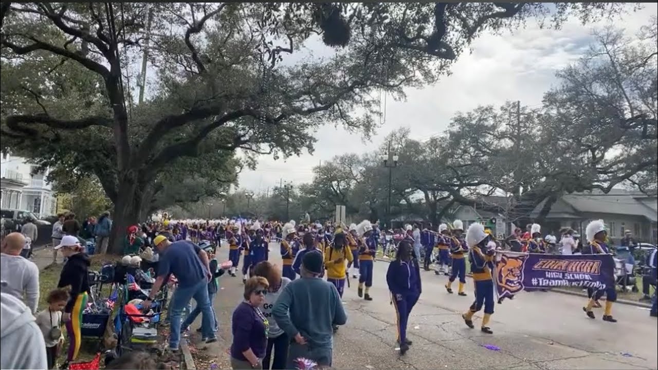KREWE LEGION OF MARS PARADE | MARDI GRAS NOLA 2025 - YouTube