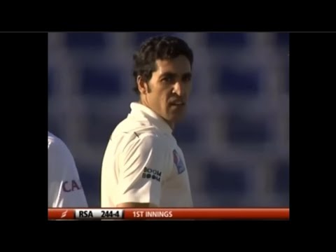 Pakistan cricket funniest fielding 🤣😂 - YouTube