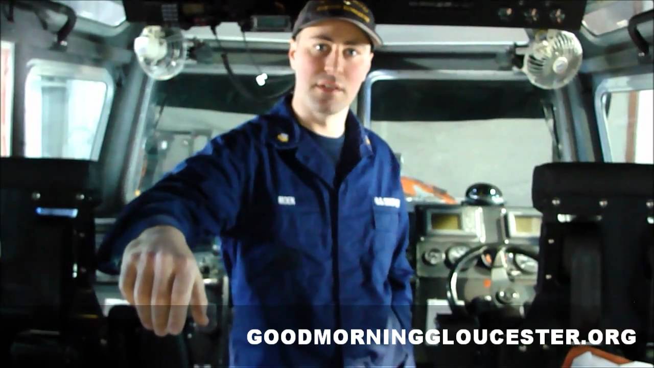 USCG 25' RESPONSE BOAT SMALL WITH BM2 THOMAS MOEN - YouTube