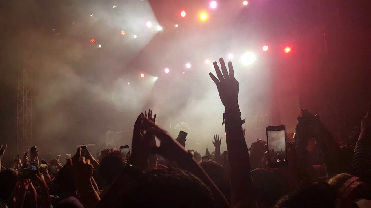 Boy Pablo - imreallytiredthisdaysucks / Feeling Lonely (live in Jakarta ...