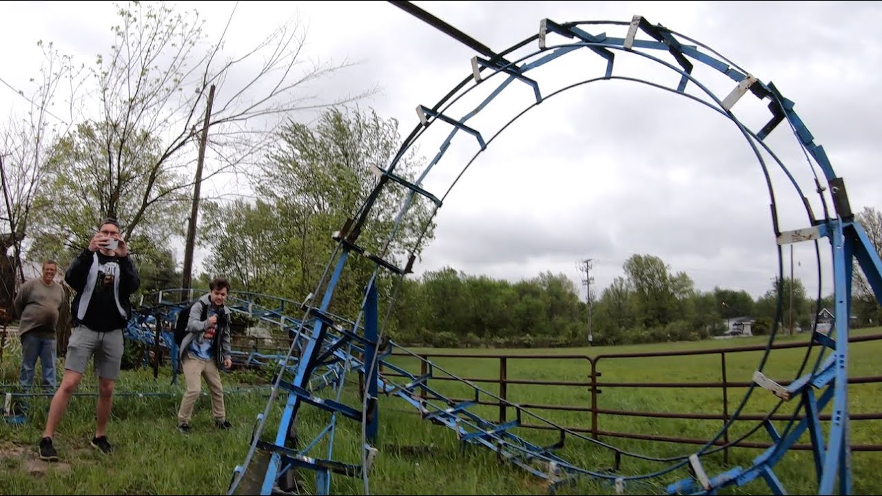 Camera flies off crazy backyard roller coaster - YouTube
