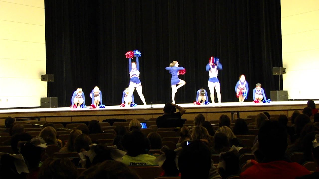 PJ Jacobs Jr. High Pom Routine Nationals 1st Place - YouTube