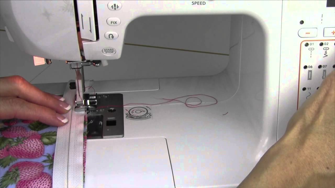 Husqvarna Viking H100Q 32 Zipper Foot - YouTube
