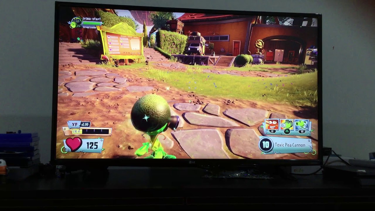 Plant vs Zombies GW2 how to get on the roof of the plant base - YouTube