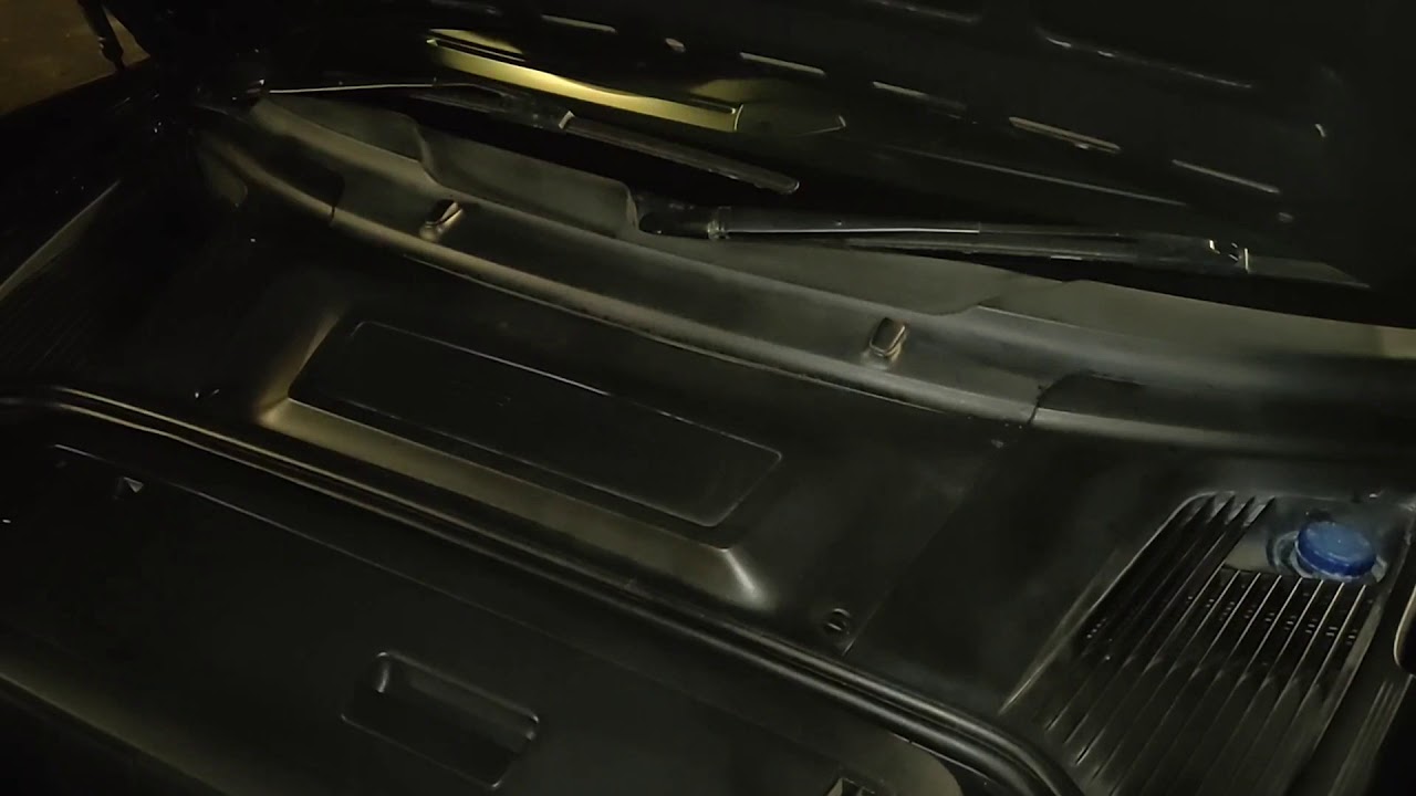 Porsche Boxster 987 : Checking front water drainage holes - YouTube
