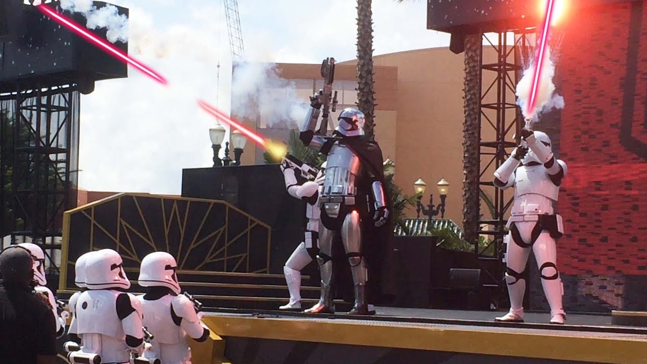 Storm Trooper Death March Hollywood Studios Disney World - YouTube